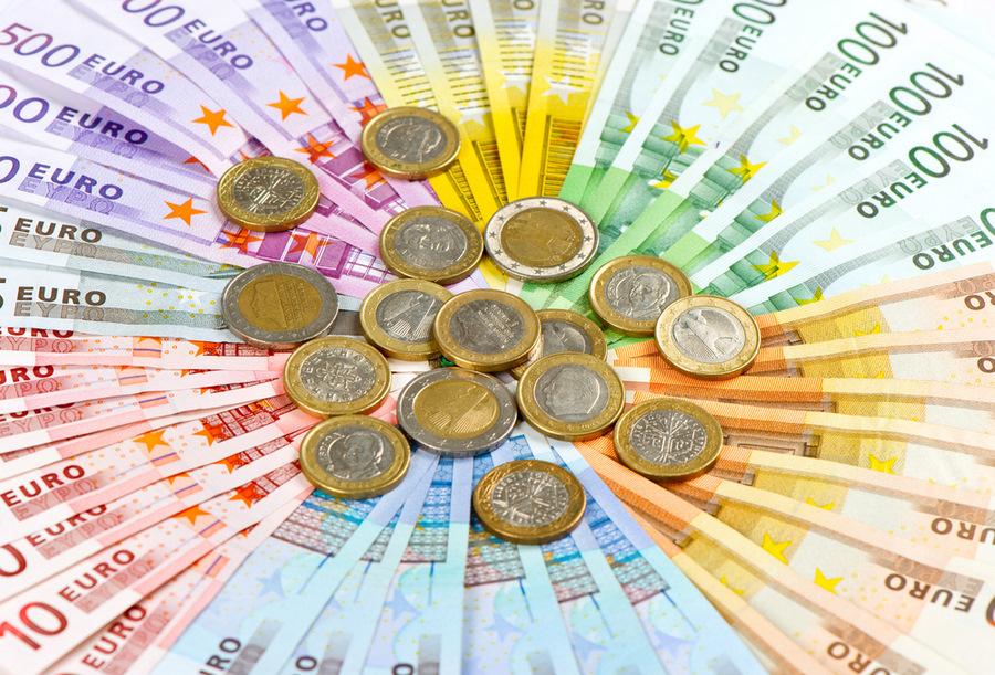 Minimālā alga varētu pieaugt līdz 375 eiro | LA.LV